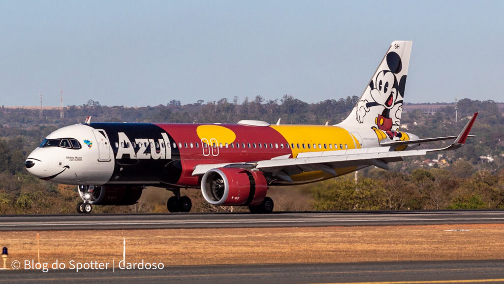 PR-YSH - Mickey Mouse Nas Nuvens - Airbus A320 NEO AZUL | BLOG DO SPOTTER