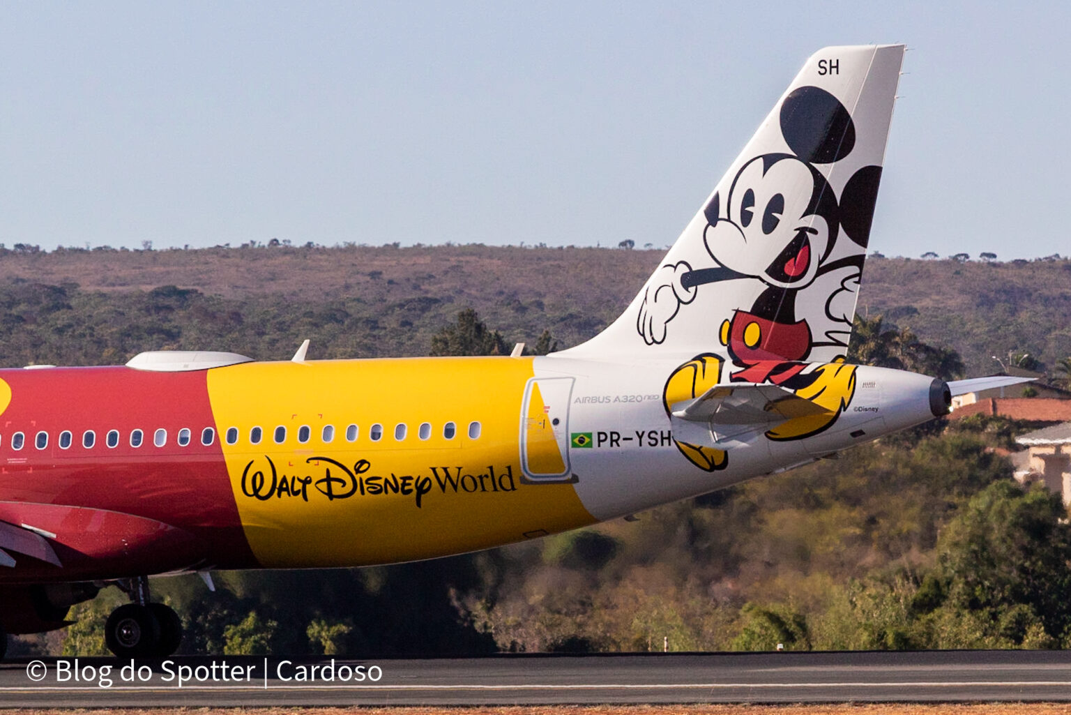 PR-YSH - Mickey Mouse Nas Nuvens - Airbus A320 NEO AZUL | BLOG DO SPOTTER