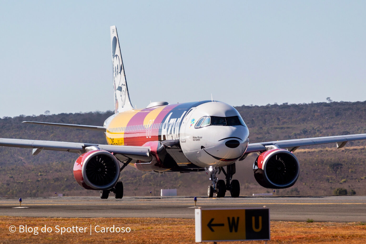 PR-YSH - Mickey Mouse Nas Nuvens - Airbus A320 NEO AZUL | BLOG DO SPOTTER